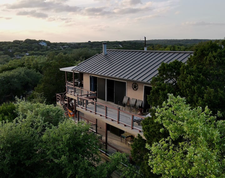 The Texas Treehouse With A Million Dollar View ! - Canyon Lake, TX