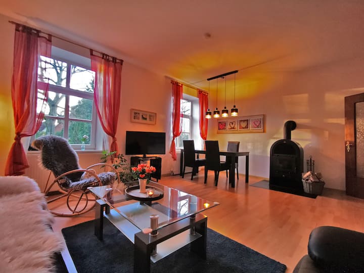 Urlaub An Der Ostsee: Kamin-wohnung 'Blume' - Gettorf