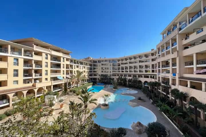 T3 & Terrasse à 50 M De La Mer - French Riviera