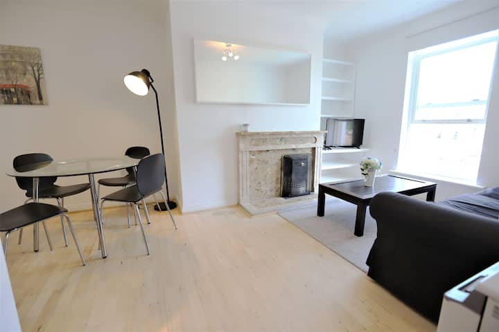 32,16 Gorgeous Rathmines Flat - Dublin