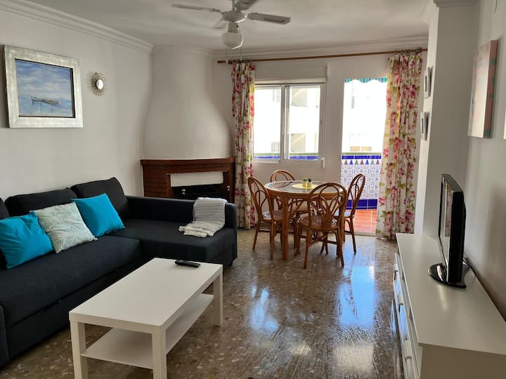Family Apartment In City Center (2ºc) - Nerja