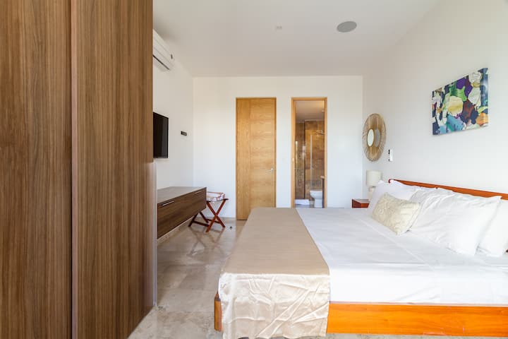 -10% | 3 Br 311 | Roof Top W/ocean View + Gym - Playa del Carmen