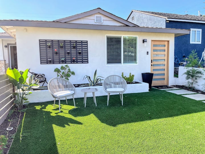 Luxury Bungalow With Yard, Near Beach - Hawthorne