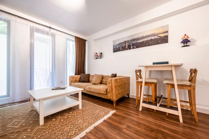 Design Home With Private Hamam Near Taksim Square - Estambul