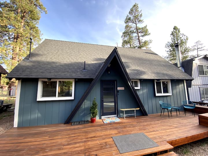 Dream Street Retreat - Lake, Village, Trails, More - Big Bear Lake, CA