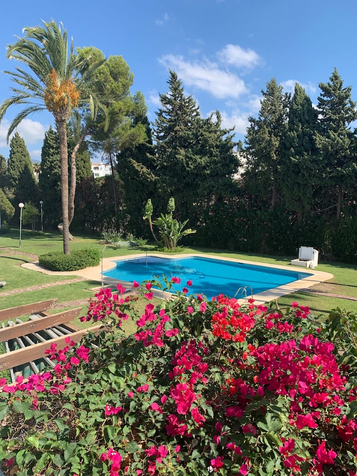 Villa With A Pool And Parking Near Puerto Banús - Marbella
