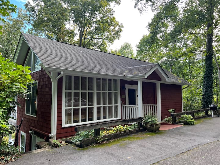 Cozy Blue Ridge Mountain Cottage In Montreat, Nc - Black Mountain, NC