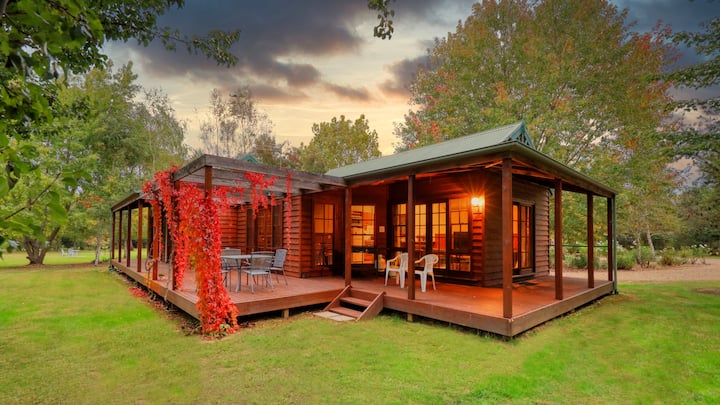 Drummond Cottage - 2 Bedroom  With Double Spa Bath - 2 Night - Beechworth