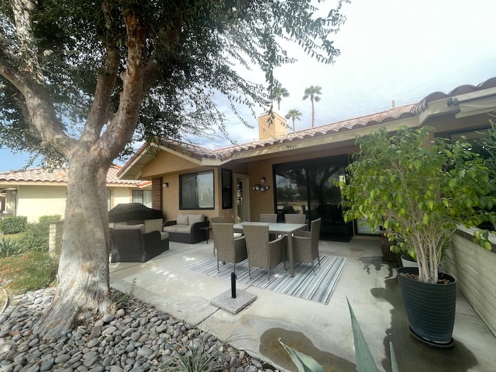 Swim, Relax, Play! Golf Course And Mountain Views! - Rancho Mirage, CA