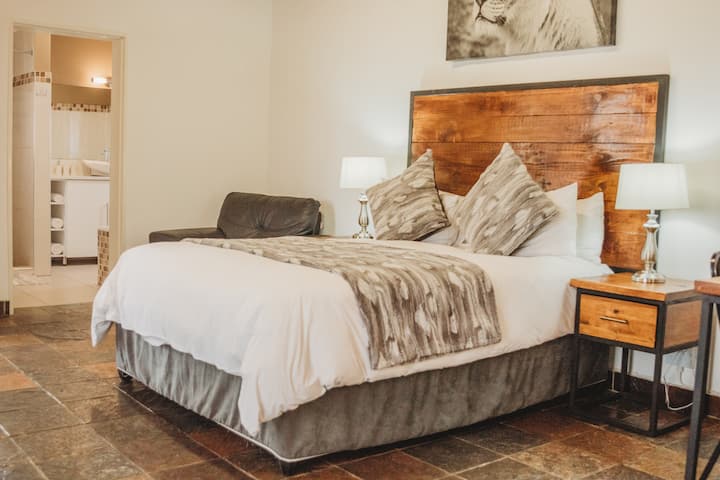 Luxury Suite - Phalaborwa