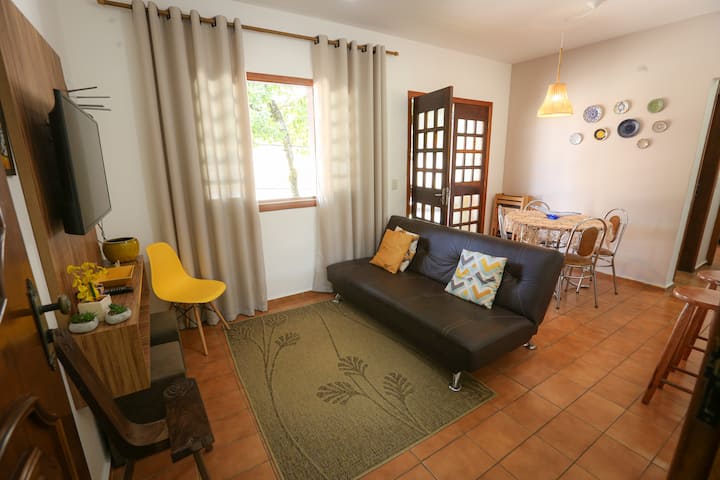 Apto Itaguá Perto Da Av Da Praia, Com Ar E Wifi - Ubatuba