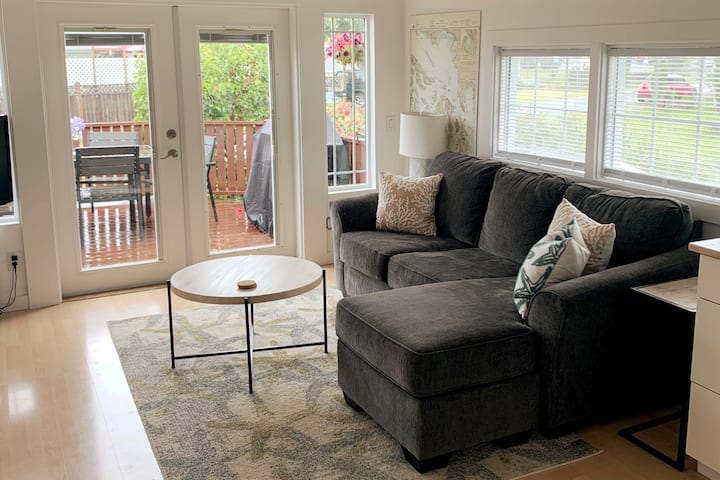Clean, Cozy Cabin In Birch Bay-wifi - Birch Bay, WA