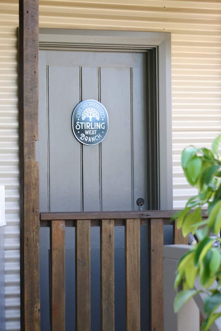 Cosy, Comfortable And Zen In The Adelaide Hills - Stirling