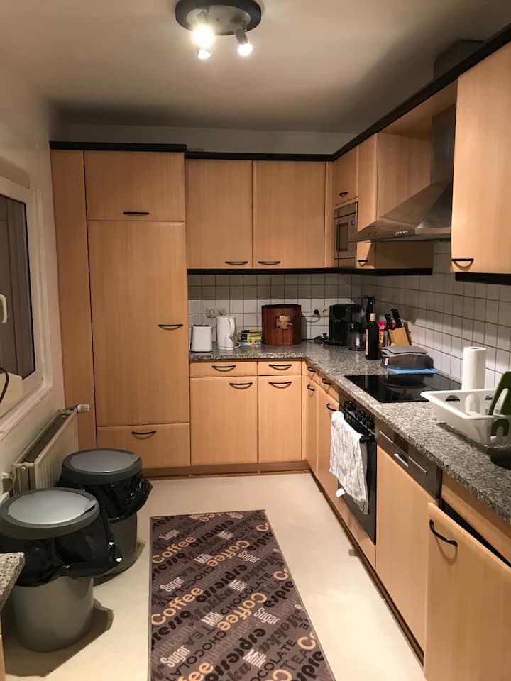 Woody & Butterfly Private Floor W/ Bathroom For 4 - Lussemburgo (città)
