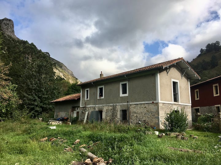 Holiday Home In Asturias – Near Beach And River - Ribadesella