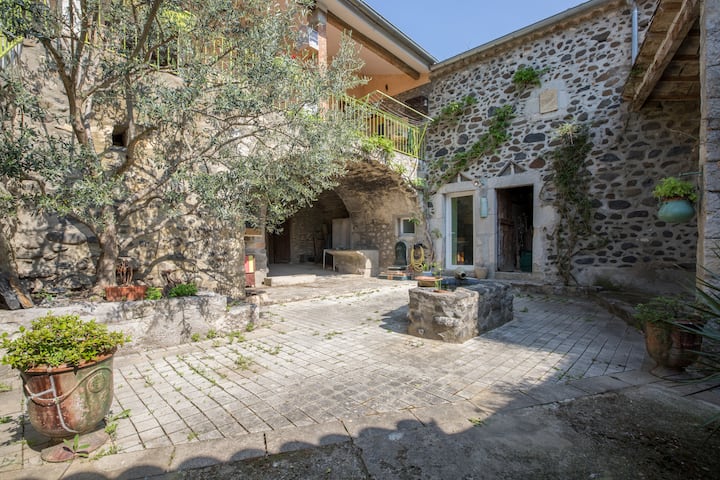 2 Chambres Climatisées, Maison En Pierre, Piscine - Privas