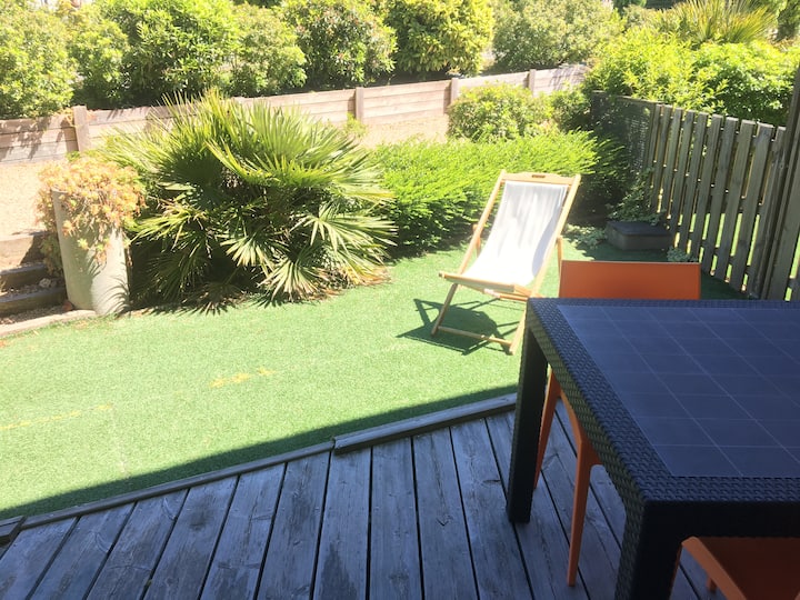 Appart En Rdc, Terrasses,  Spacieux Et Traversant - Guidel