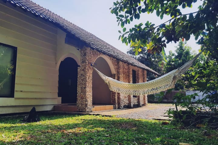 Second Home 7 For Family & Backpaker - Yogyakarta