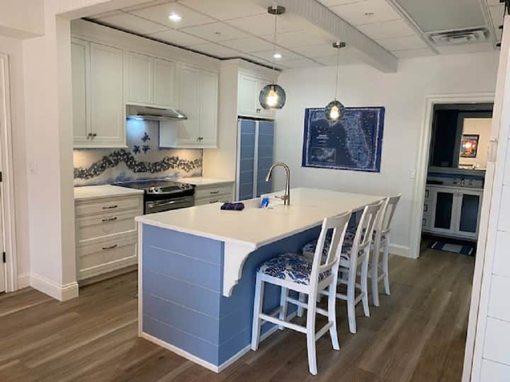 H2o Blue - Englewood, FL