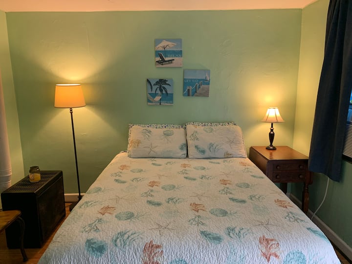 Beach Side Studio #3 - Pet Friendly; Smart Tv Wifi - Ocean View Beach, VA