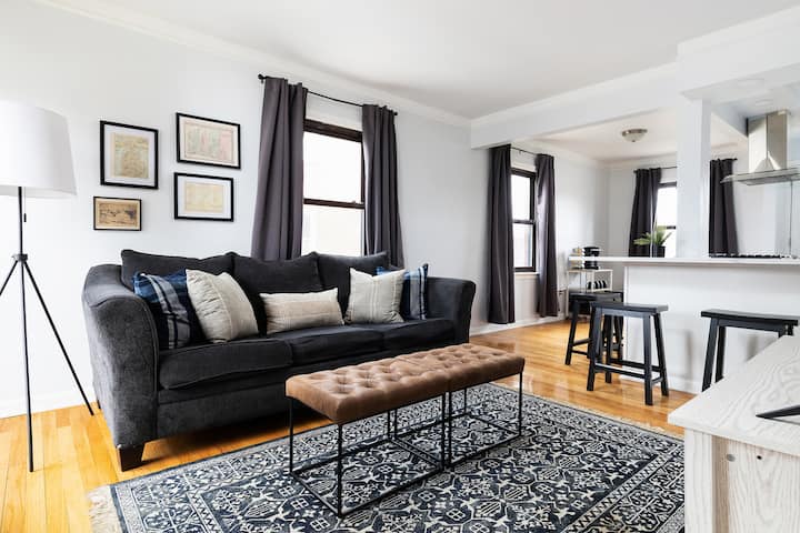 Incredible Updated Royal Oak Townhouse - Birmingham, MI