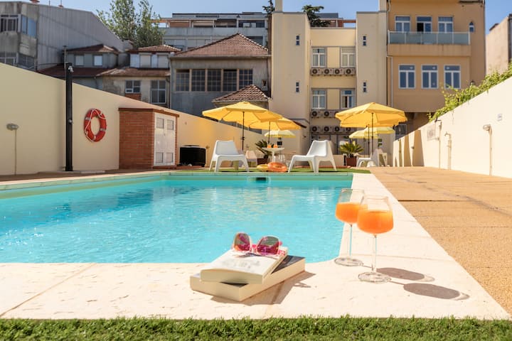 731 Yellow Metro Penthouse - Vila Nova da Telha
