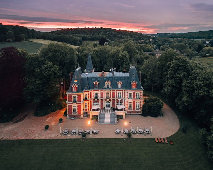Le Château Hôtel De Belmesnil - Lyons-la-Forêt
