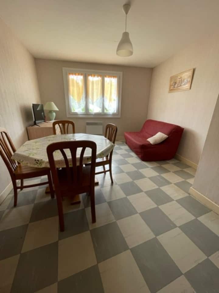 Aux Abeilles N° 5/62 - Bourbonne-les-Bains