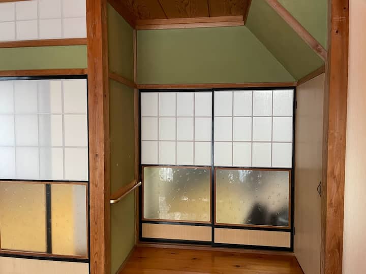 一棟貸切別荘/スキー場・温泉すぐ/無料駐車場/キッチン有/高速Wi-fi完備 - 오지야시