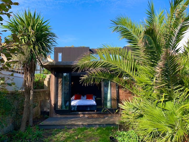 The Garden Room - Brighton Marina