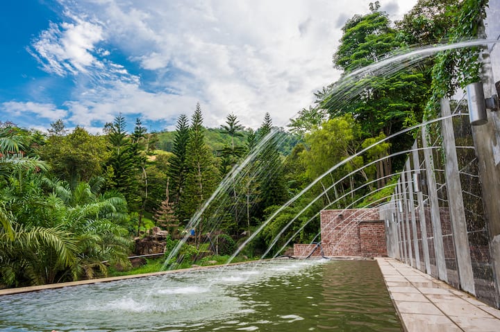 40pax 8r, Bentong Eco Wellness Resort By Riverside - Bukit Fraser