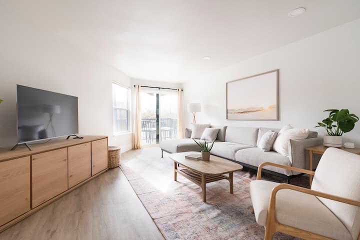 The Duplex On Sand Point - Seattle, WA