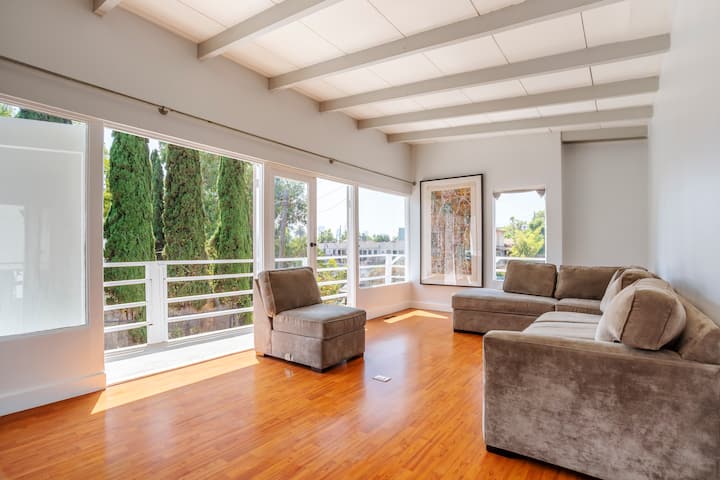 Sunset Hilltop Flat! - Silver Lake, CA