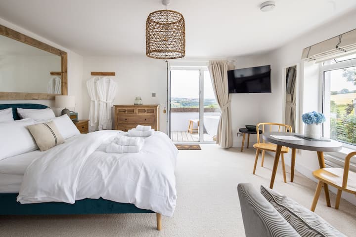 The Loft Studio. The Gate Cornwall - Polperro