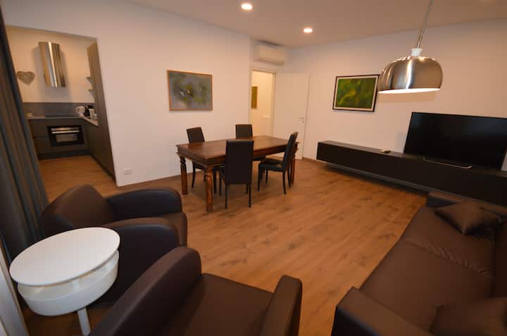 Astoria Suite 2 - Vivere Il Cuore Di Udine - Udine