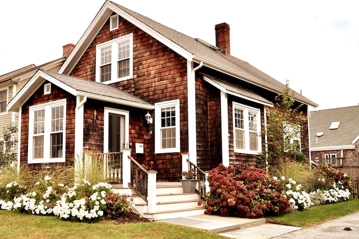 Newport Cottage - Newport, RI