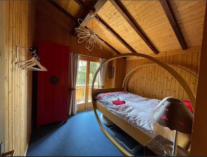 Sleigh Bed - Verbier