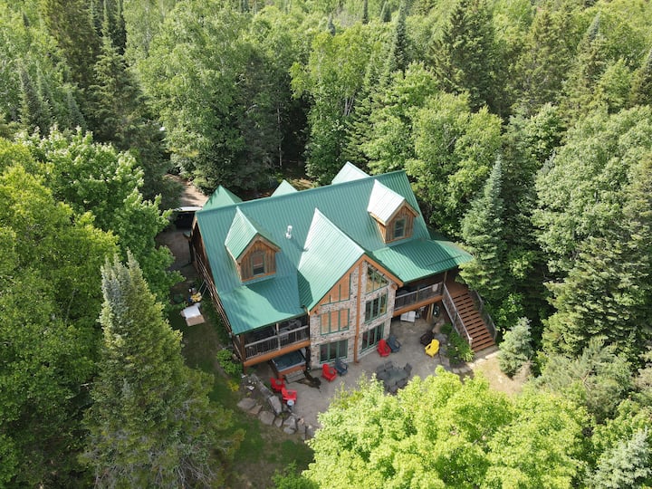 Stunning Log Cabin On Perry Lake - Ontario 60