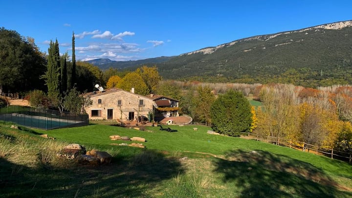 Masia Amb Encant I Vistes A La Vall De Llèmena - Santa Pau