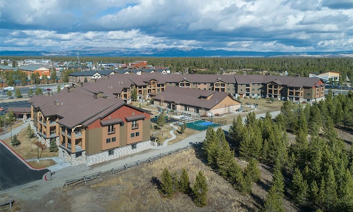 Resort Condo Near The West Entrance To The Park - West Yellowstone, MT