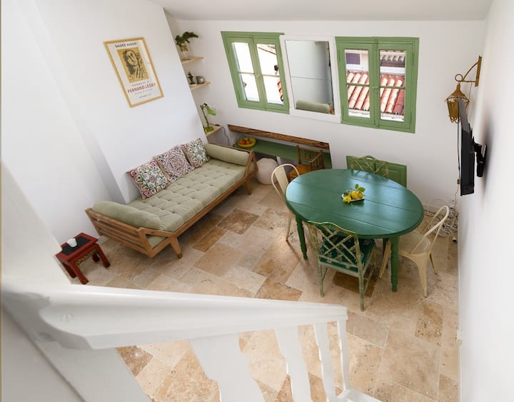 Charmant Petit Duplex Au Cœur De La Vieille Ville - アンティーブ