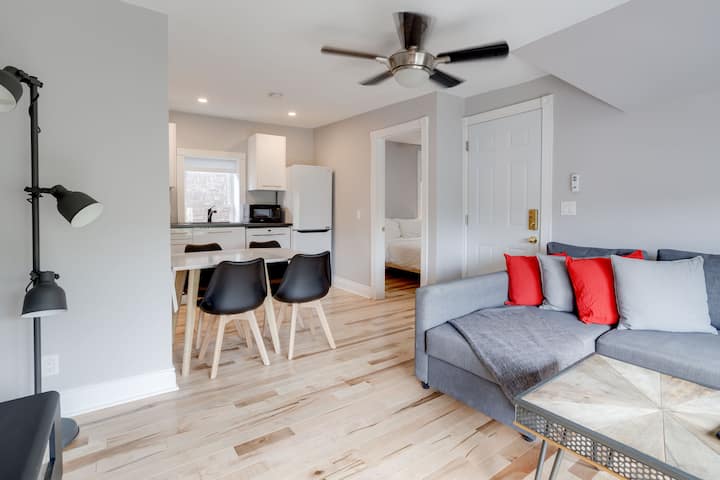New Top Floor 2 Bdrm, Loft Style, Walk To Uoft - Mississauga