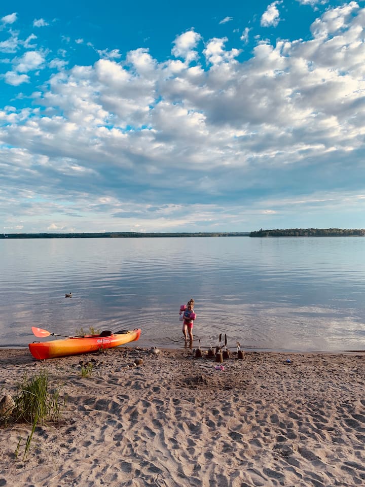 3 Bedroom Cottage On Ottawa River - Pembroke, ON, Canada