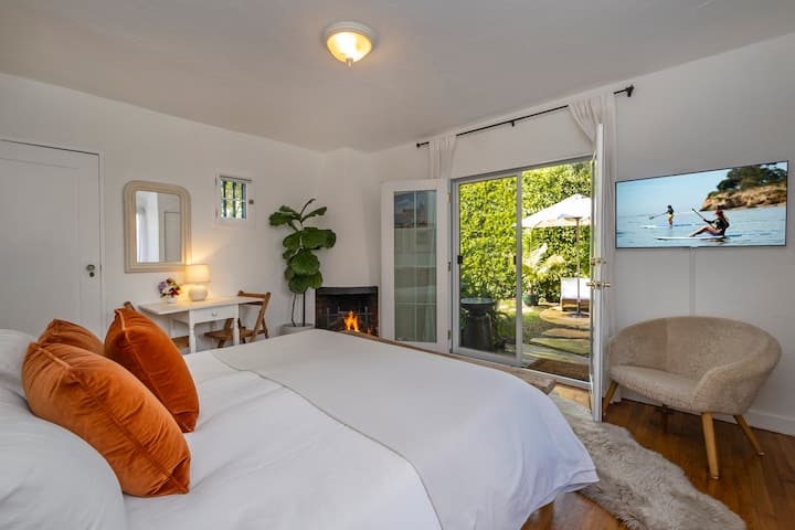 Charming Spanish Casita 2 Blocks To Beach - Santa Barbara