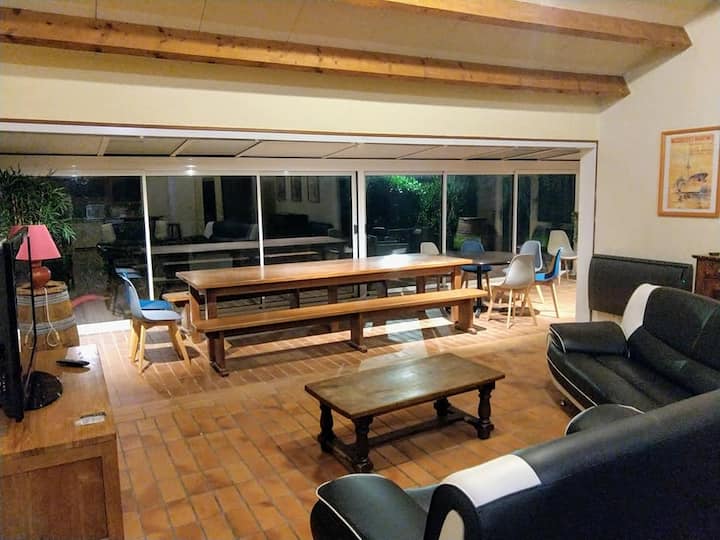 Gite De 6 à 10 Personnes - Landerneau