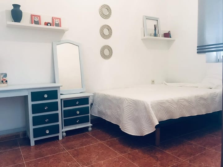 Beautiful Room In The Center Of The Town - Jaén, España