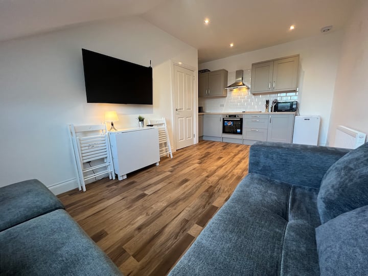 The White Flat - Helensburgh