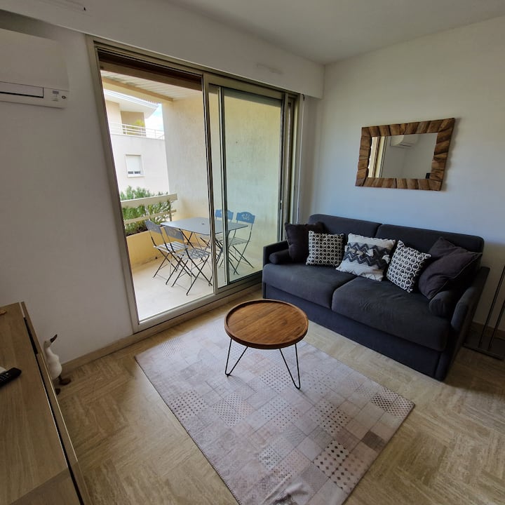 Joli Studio Climatisé De 28.5m² Centre Ville 3 Per - Cavalaire-sur-Mer