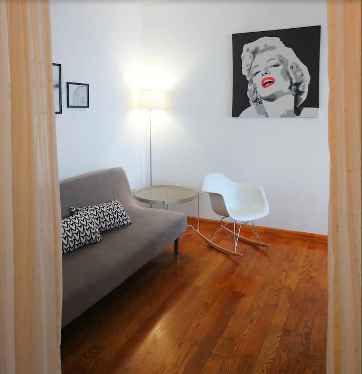 Sunny, Convenient, Safe & Quiet 3-bedroom Apt - New York City