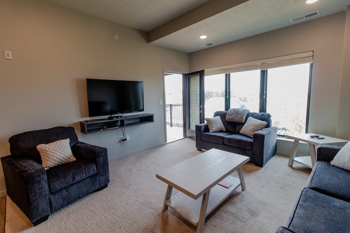 48 South 632 - Sioux City, IA